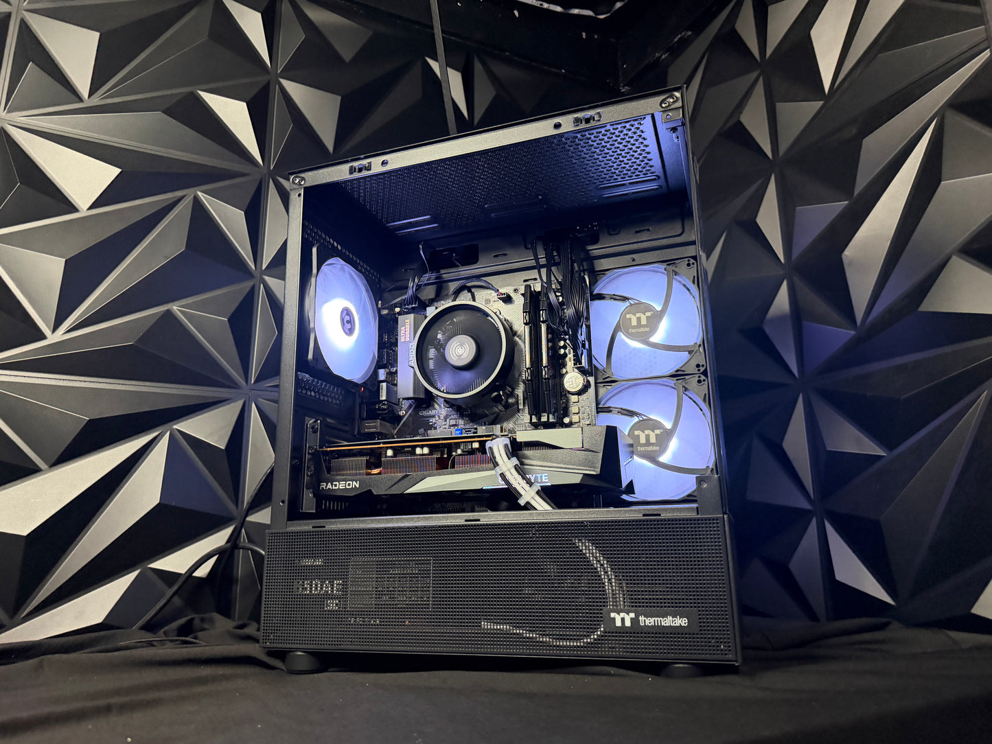 🐑🖤 BLACK SHEEP 🖤🐑 Ryzen 5 5500| RX 7600| 16 GB DDR4| 1.25 TB NVMe| 650 ...